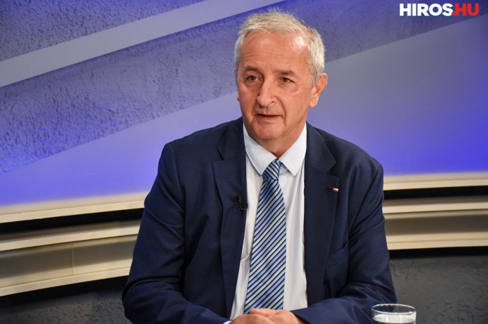 Dr. Gondos Miklós, a megyei kórház új főigazgatója volt a Kiemelő ...